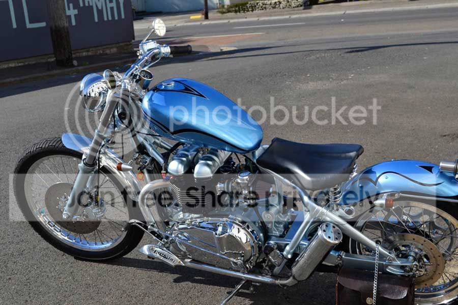 Late model Triumph bobber - Choppers Australia
